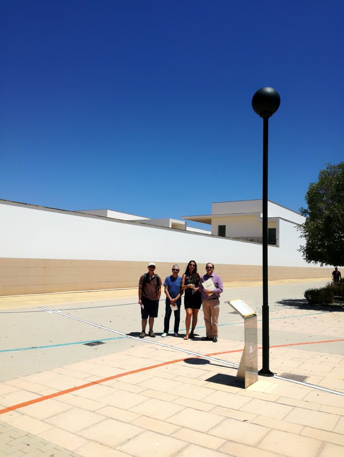 Explicación del funcionamiento del Reloj Solsticial (equinocio de ...